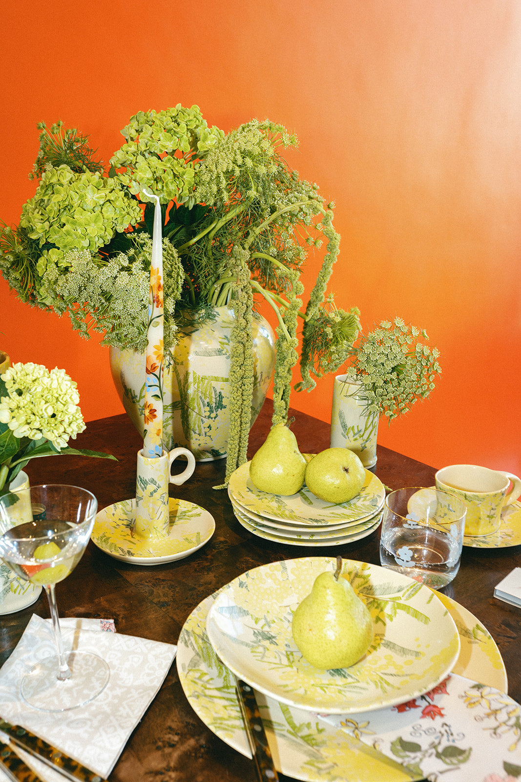 Narrow Vase – Le Weekend Studio