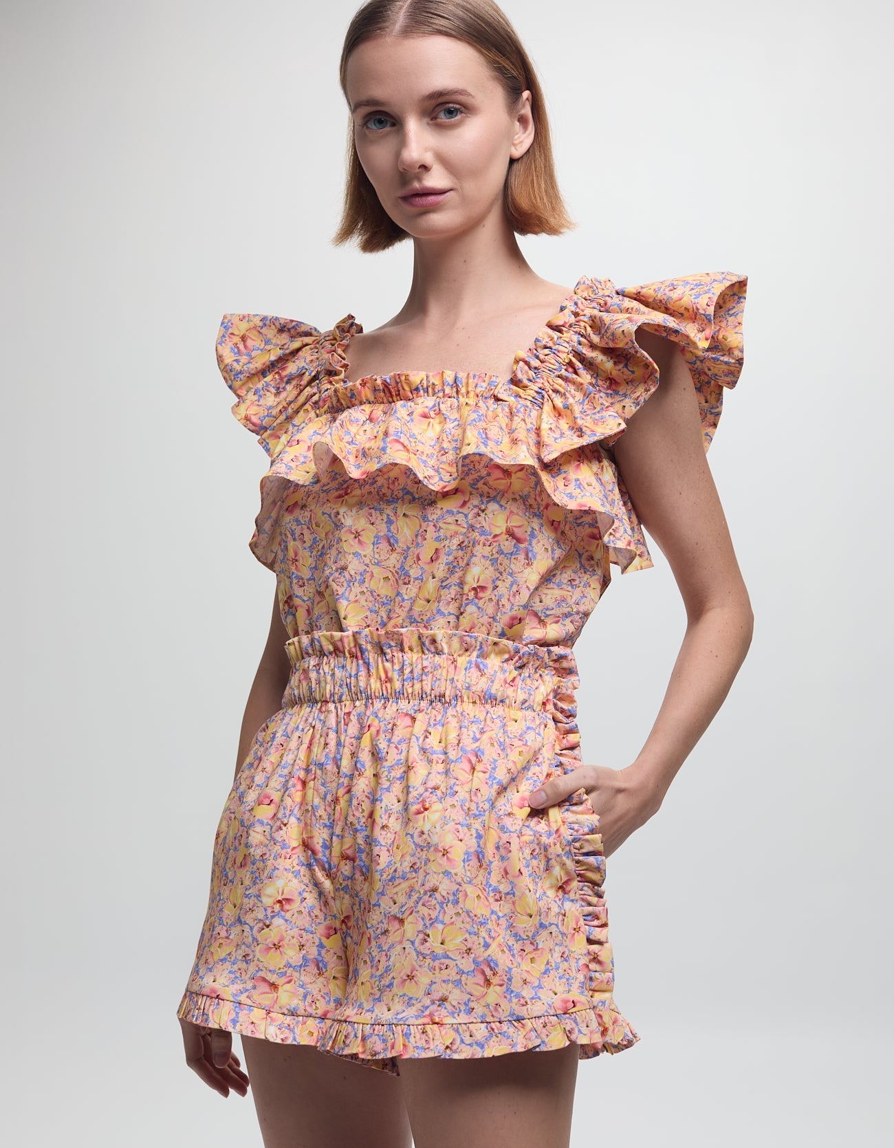 Polly Short – Le Weekend Studio